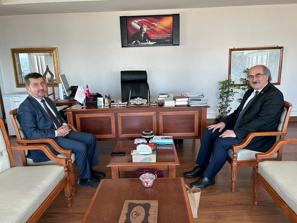 Prof. Dr. Musa Kazım Arıcan, Mehmet Nezir Gül Beyfendi'yi Ziyaret Etti ...